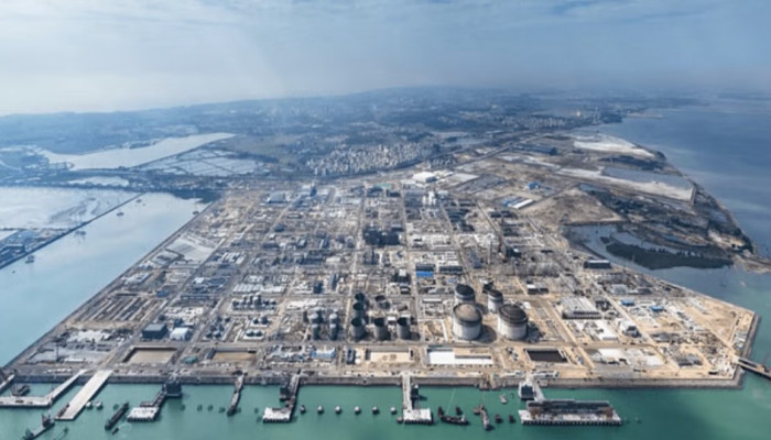 Empowering global prowess L&T delivers world’s heaviest EO reactor to China