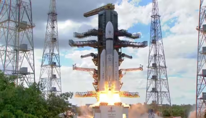 Chandrayaan-3 soars into the sky in majestic lift-off from Sriharikota