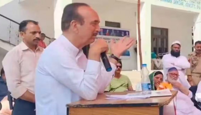 “Muslims in Kashmir were pandits before conversion Ghulam Nabi Azad asserts