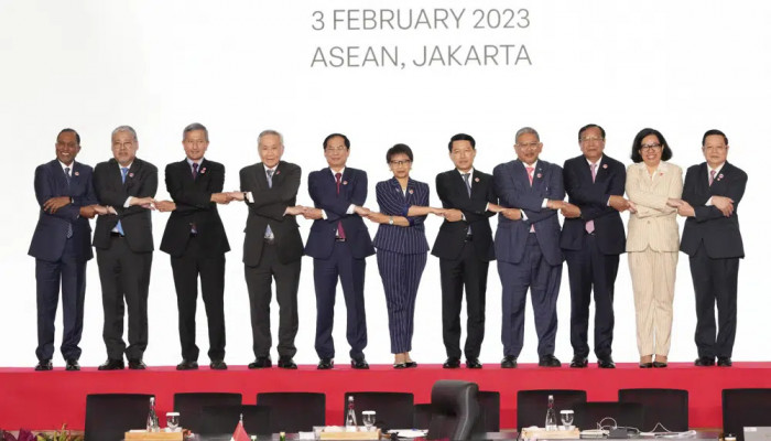 ASEAN foreign ministers meet under shadow of Myanmar crisis