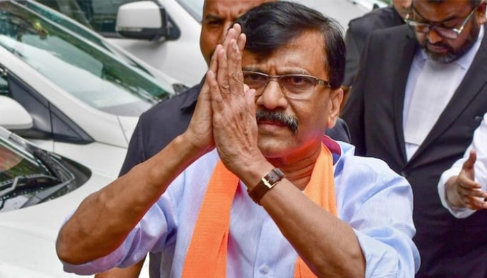 Rs 2,000 cr deal to ‘purchase’ Shiv Sena name and symbol, claims Sanjay Raut; Shinde camp ...
