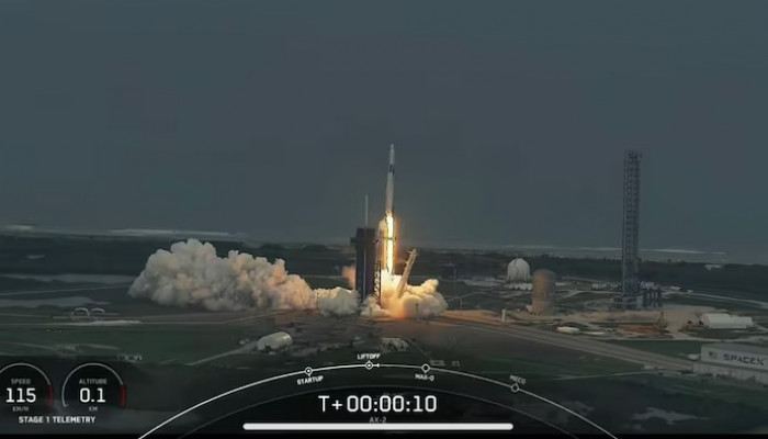 SpaceX launches crew of Saudi astronauts to International Space Station