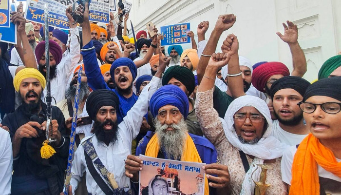 Pro-Khalistan slogans raised at Golden Temple on the 38th anniversary ...