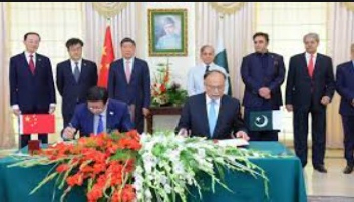 Pakistan and China sign six MoUs under CPEC