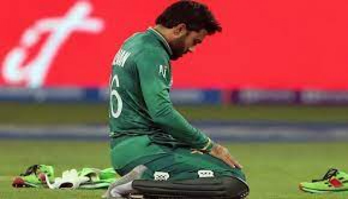 Indian lawyer seeks legal action against Rizwan for offering Namaz ...