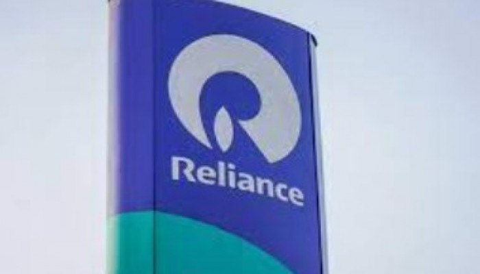 Reliance Industries, Saudi Aramco to re-evaluate proposed investment ...