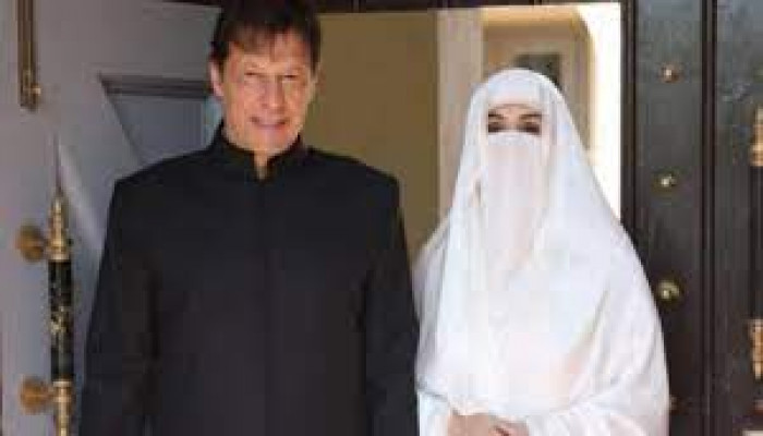 Pakistan Imran Khan and his wifes 14-year jail term suspended in Toshakhana corruption case
