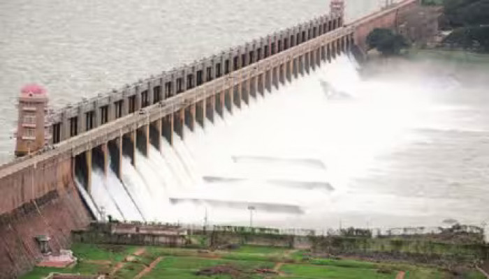 Crest gate failure at Tungabhadra Dam triggers emergency repairs